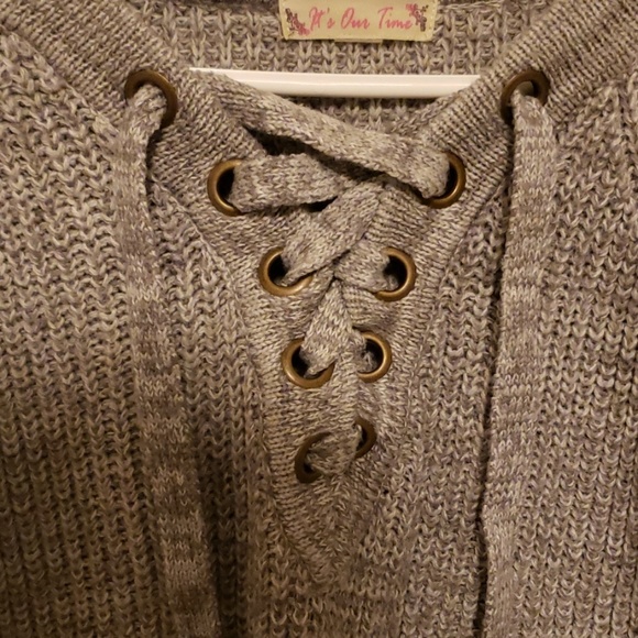 It's Our Time | Sweaters | Lightly Worn Sweater | Poshmark